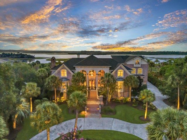 4145 Colonel Vanderhorst Cir, Mount Pleasant, SC 29466