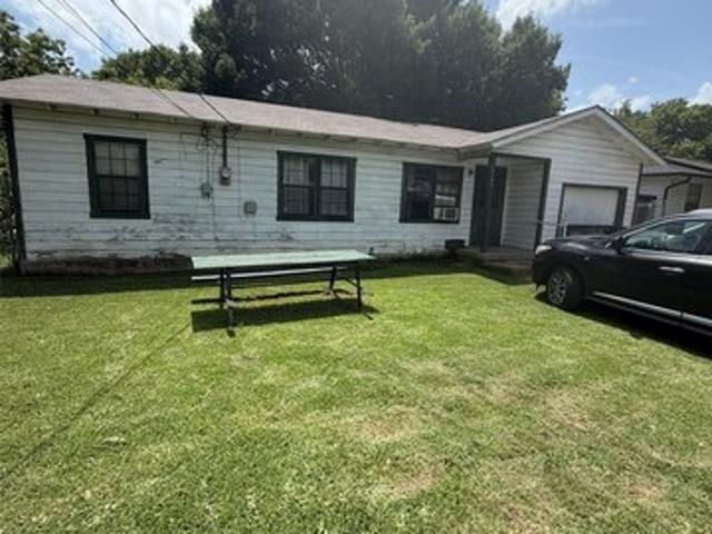 4145 Daniel Ln, Lancaster, TX 75134