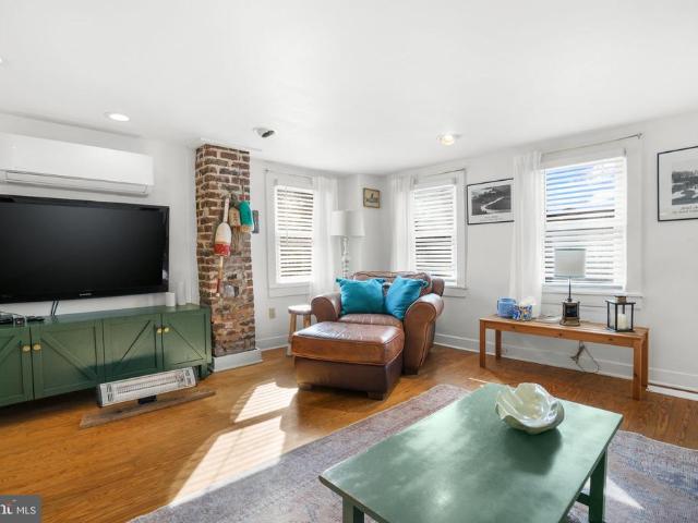 4145 Hur Lane