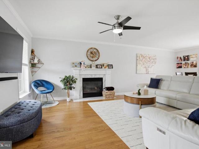 4146 Alana Lane