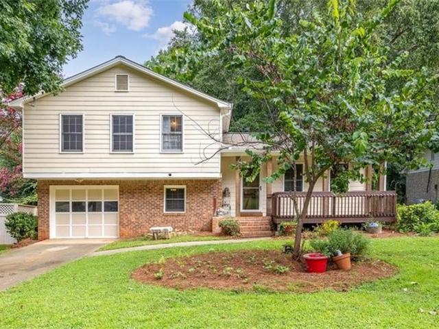 4146 Duesenberg Dr, Tucker, GA 30084
