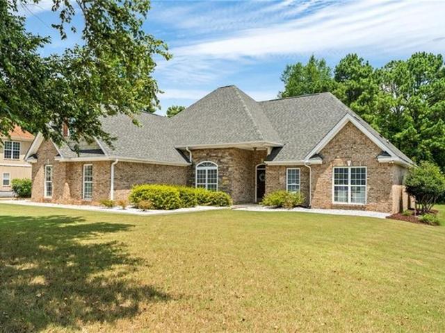 4146 Surrey Ln, Auburn, AL 36832