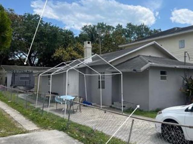 4147 NW 23rd Ct, Miami, FL 33142