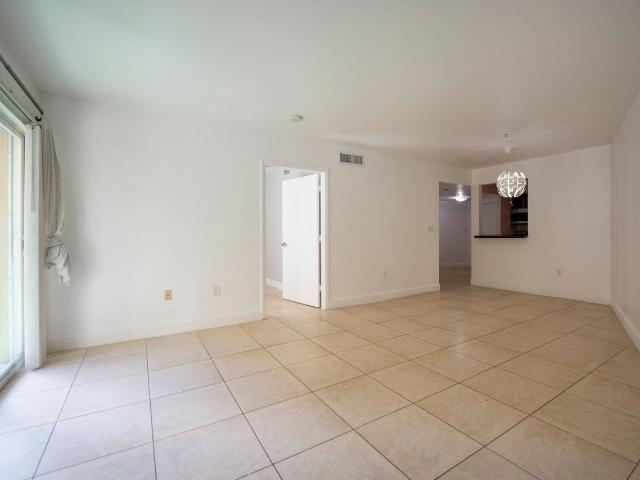 4147 Live Oak 1 Bedroom Apartment for Rent at 4147 Stirling Rd, Dania Beach, FL 33314 Dania Beach