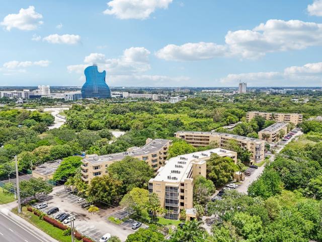 4147 Live Oak