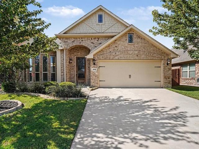 4148 Mountain Meadow Rd, Fort Worth, TX 76036