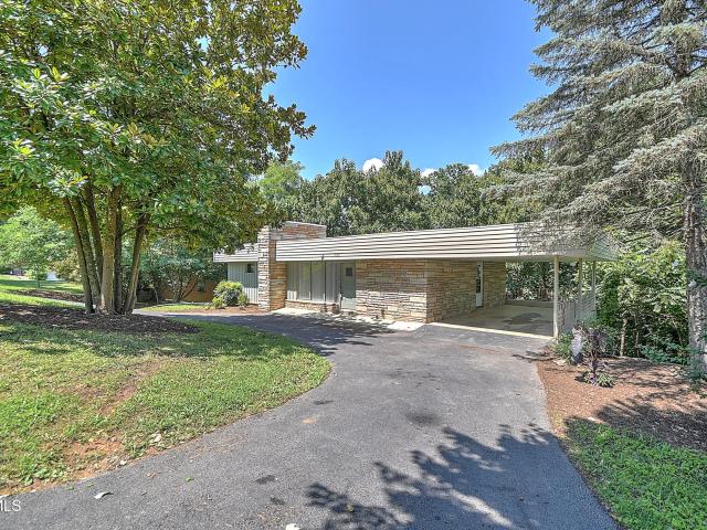 4148 Skyland Drive