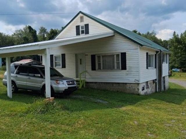 4149 Ben Franklin Hwy, Strongstown, PA 15957
