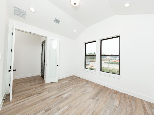 41406 Threadgill Way