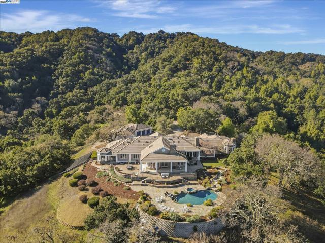 4140 Foothill Rd, Pleasanton, US, CA