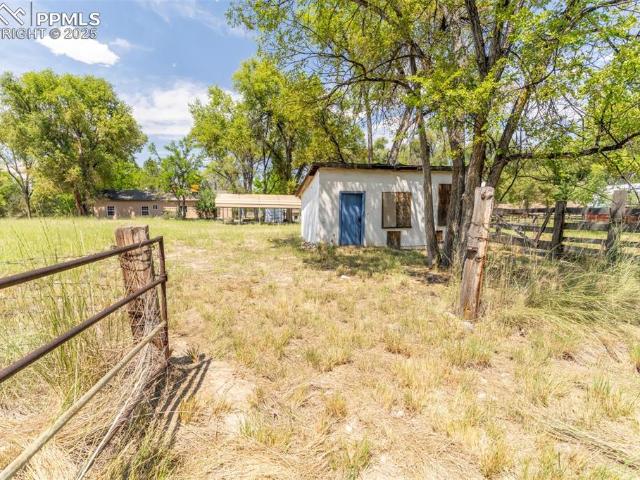 4140 Goodnight Ave, Pueblo, CO 81005 | MLS #1619 | Compass