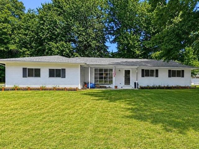 4141 Triwood Rd, Bridgeport, MI 48722