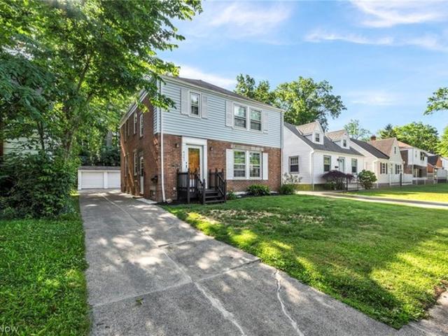 4141 W 157th St, Cleveland, OH 44135