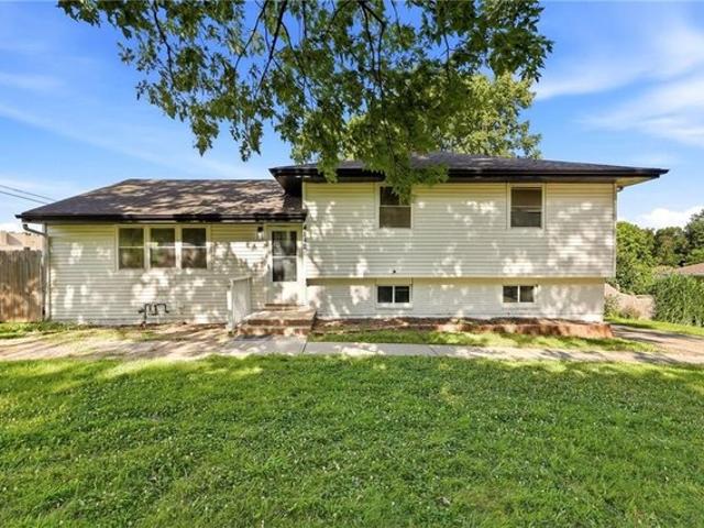 4142 N Lister Ave, Kansas City, MO 64117