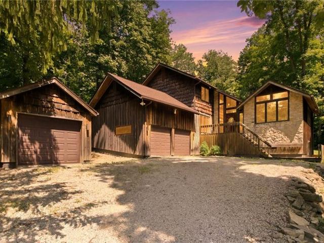 4142 Clayton Rd, Brookville, OH 45309