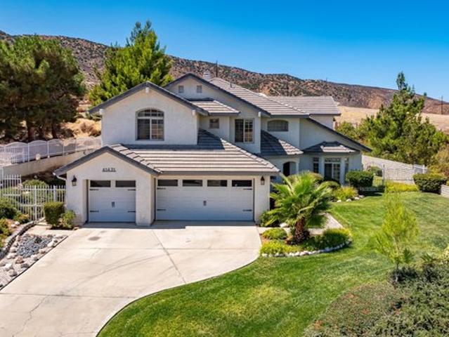 41431 Bristle Cone Dr, Palmdale, CA 93551
