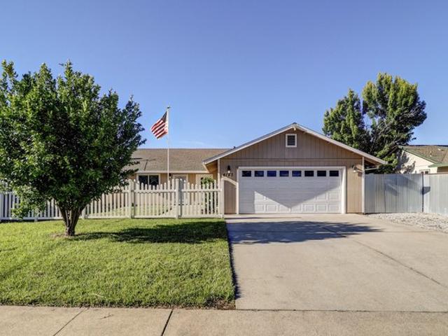 4143 Saint Patricks Ave, Redding, CA 96003