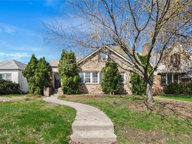 4143 Vincent Ave N, Minneapolis, MN 55412