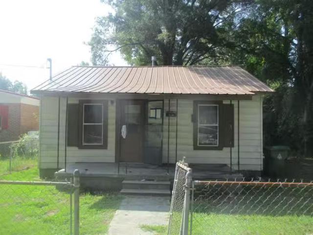 414 3RD AVE, BENNETTSVILLE, SC 29512 Single Family Residence F.