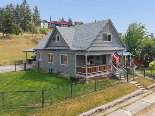 414 2nd Ave E, Eureka, MT 59917