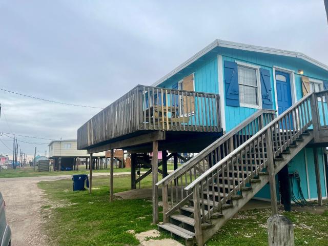 414 Caisson St, Surfside Beach, TX 77541 | MLS #60568 | Compass