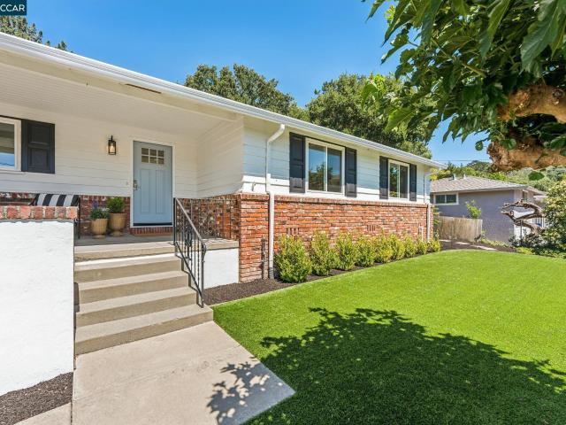 414 Castello Rd