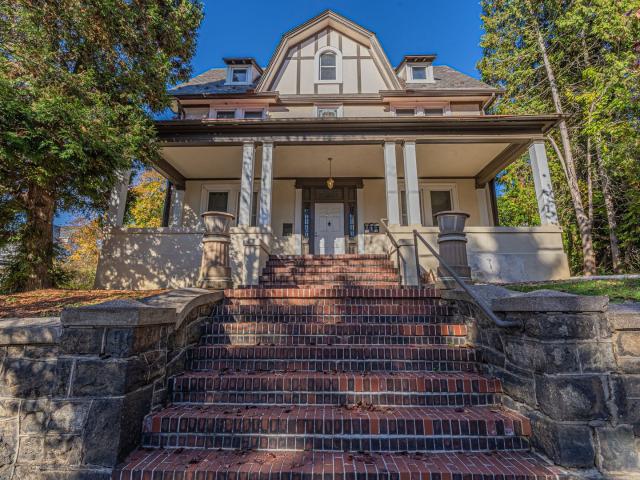 414 Cherokee St