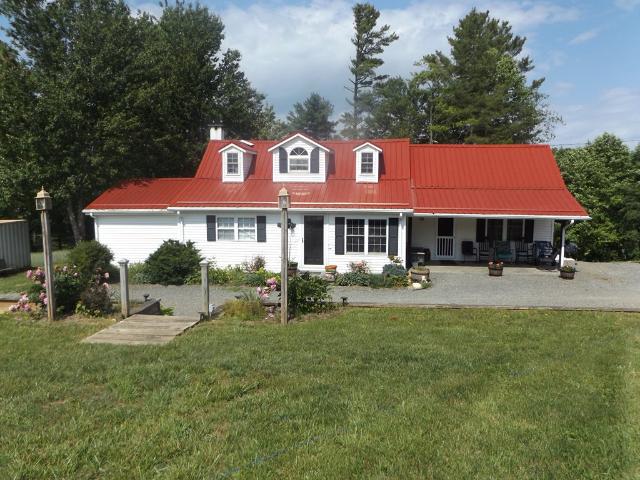 414 Chippewa Ln