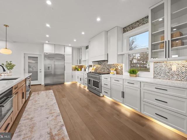 414 Bay Drive