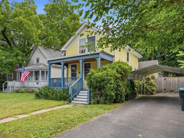 414 Banfil Street