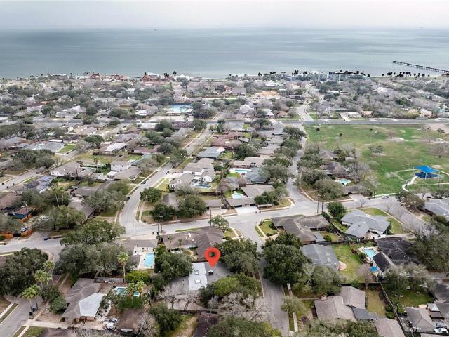 414 Barracuda Pl, Corpus Christi, TX 78411 | MLS #471500