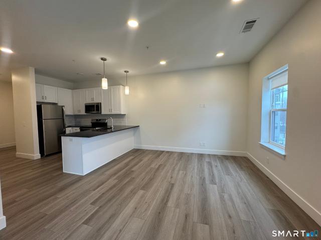 414 Berlin Tpke, Unit 1104, Berlin, CT 06037 | MLS #24162