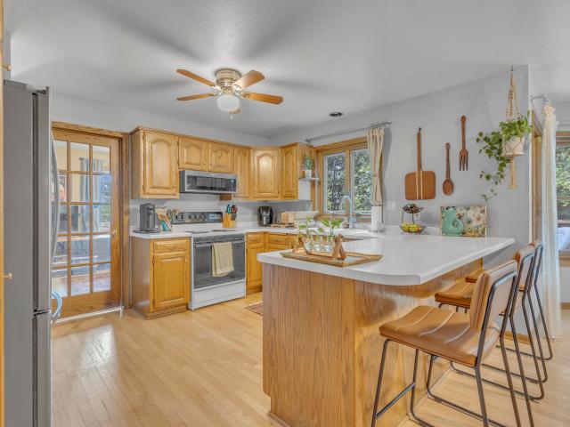 414 Bittersweet Ln