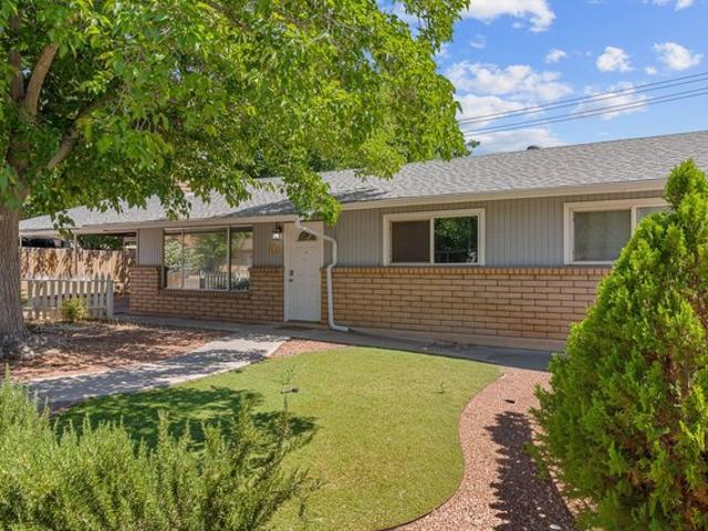 414 E Bulloch St, Washington, UT 84780