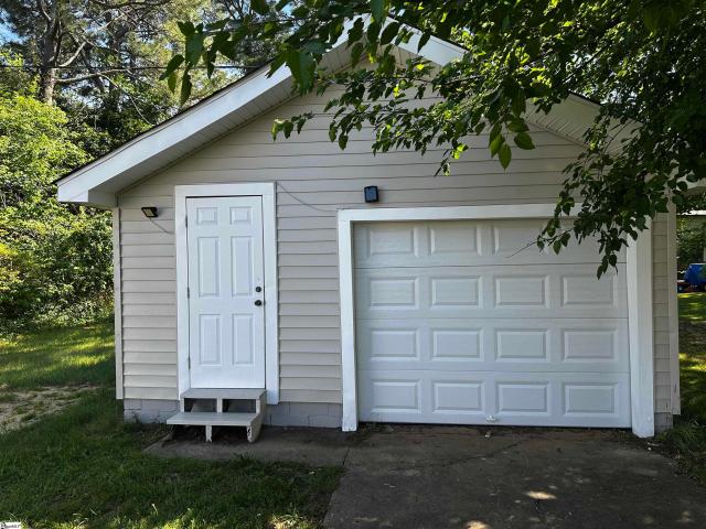 414 E Fairview Avenue