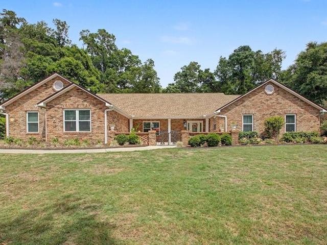 414 Frank Shaw Rd, Tallahassee, FL 32312