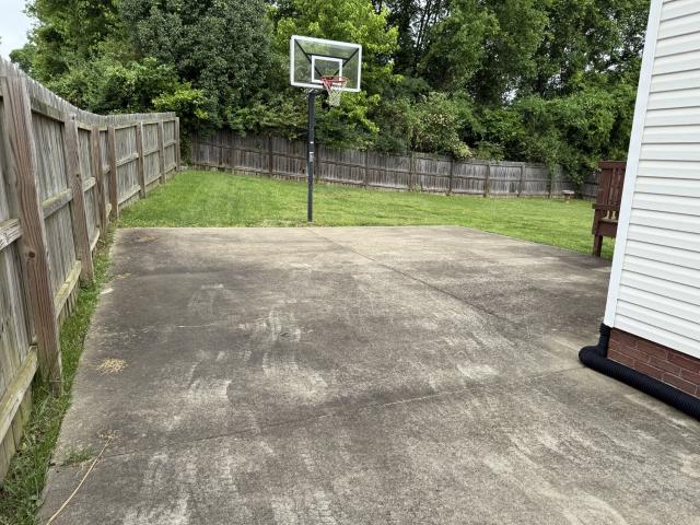 414 Kelly Ln