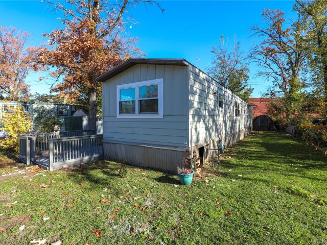 414 Joslen Boulevard 19