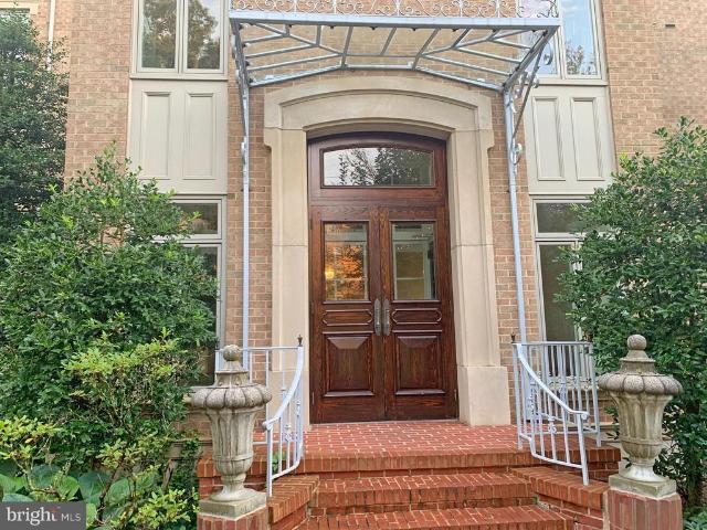 414 Old Lancaster Road # 405