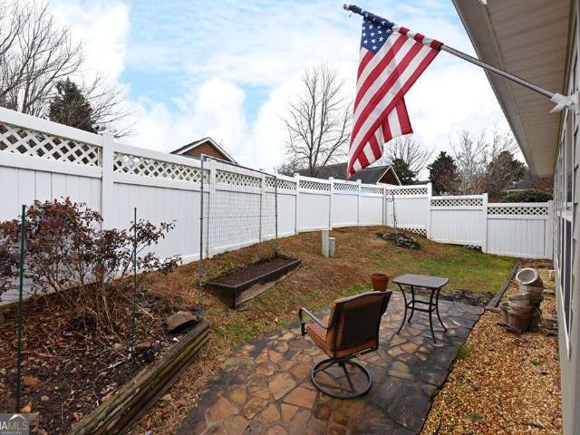 414 Long View Cir, Hiawassee, GA 30546 | MLS #10687 | Compass