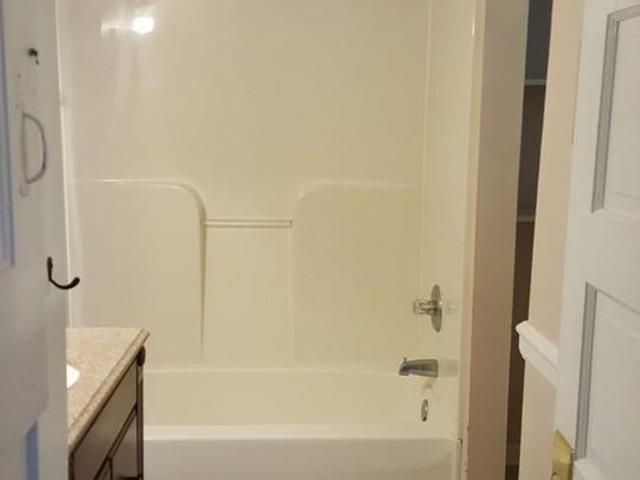 414 London Street 3 Bedroom Apartment for Rent at 414 London St, Portsmouth, VA 23704
