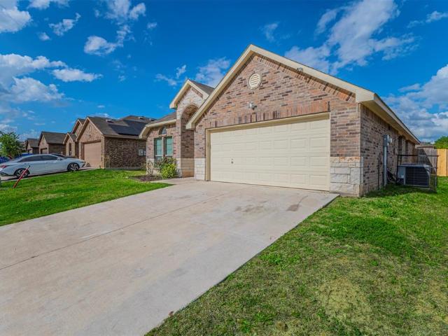 414 Lucky Landing Drive