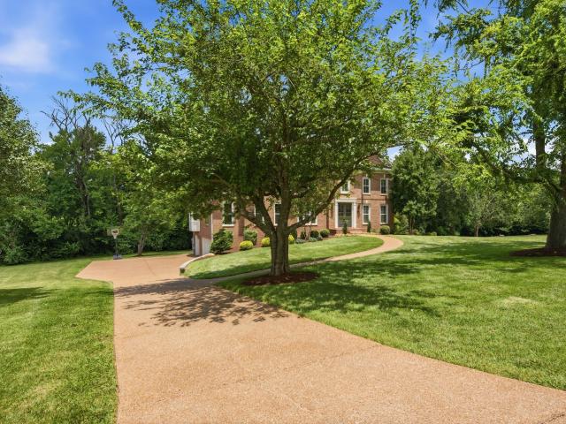 414 Mayfield Pl