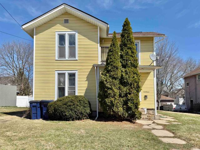 414 N High St, Janesville, WI 53548 | MLS #2019 | Compass