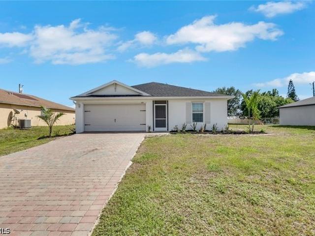 414 NW 13th Ter, Cape Coral, FL 33993