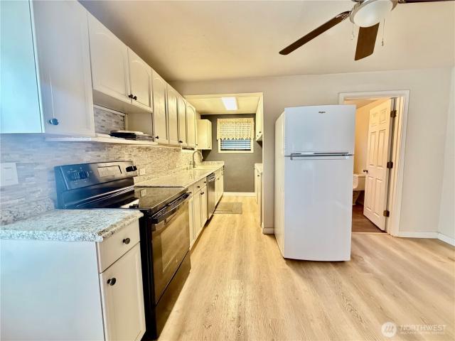 414 S 4th St
