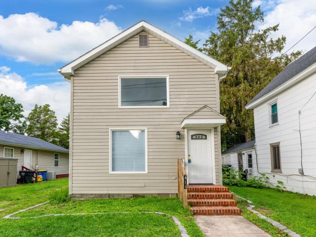 414 S. Washington St | $1,300/Month | Newly Renovated in the Heart of Milford