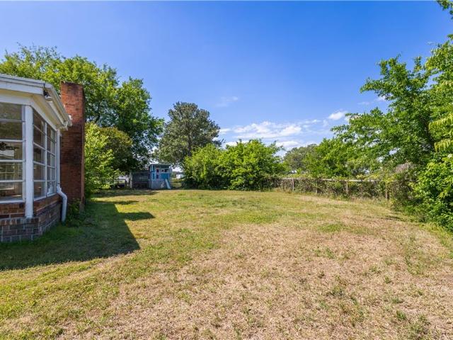 414 Shoreline DR