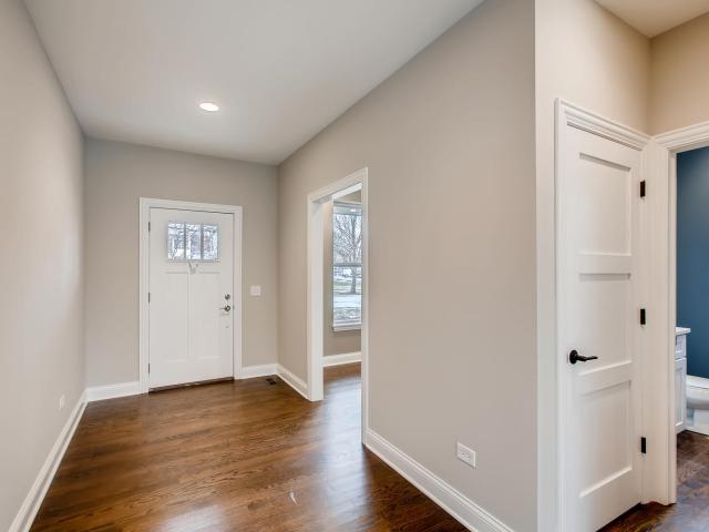 414 Sislow Ln, Vernon Hills, IL 60061 | MLS #11973 | Compass