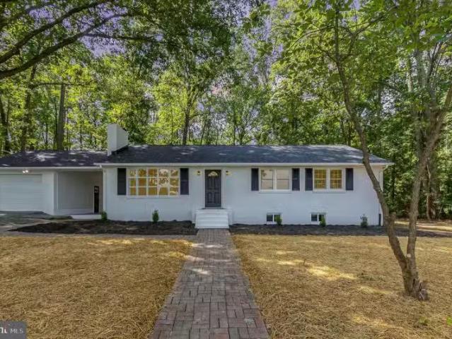 414 STORCK RD, FREDERICKSBURG, VA 22406 Single Family Residenc.